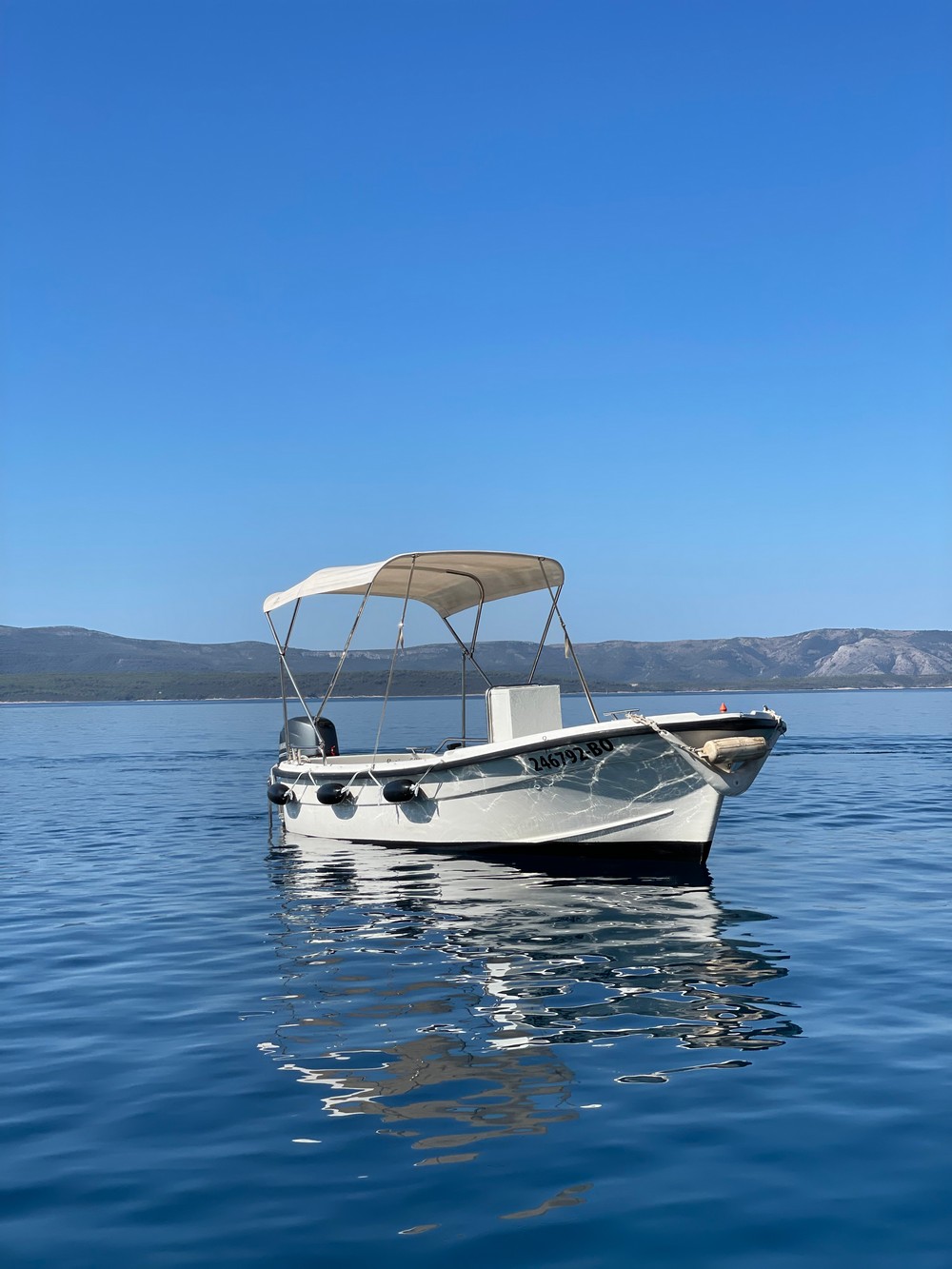 Rent small boats - Maestral