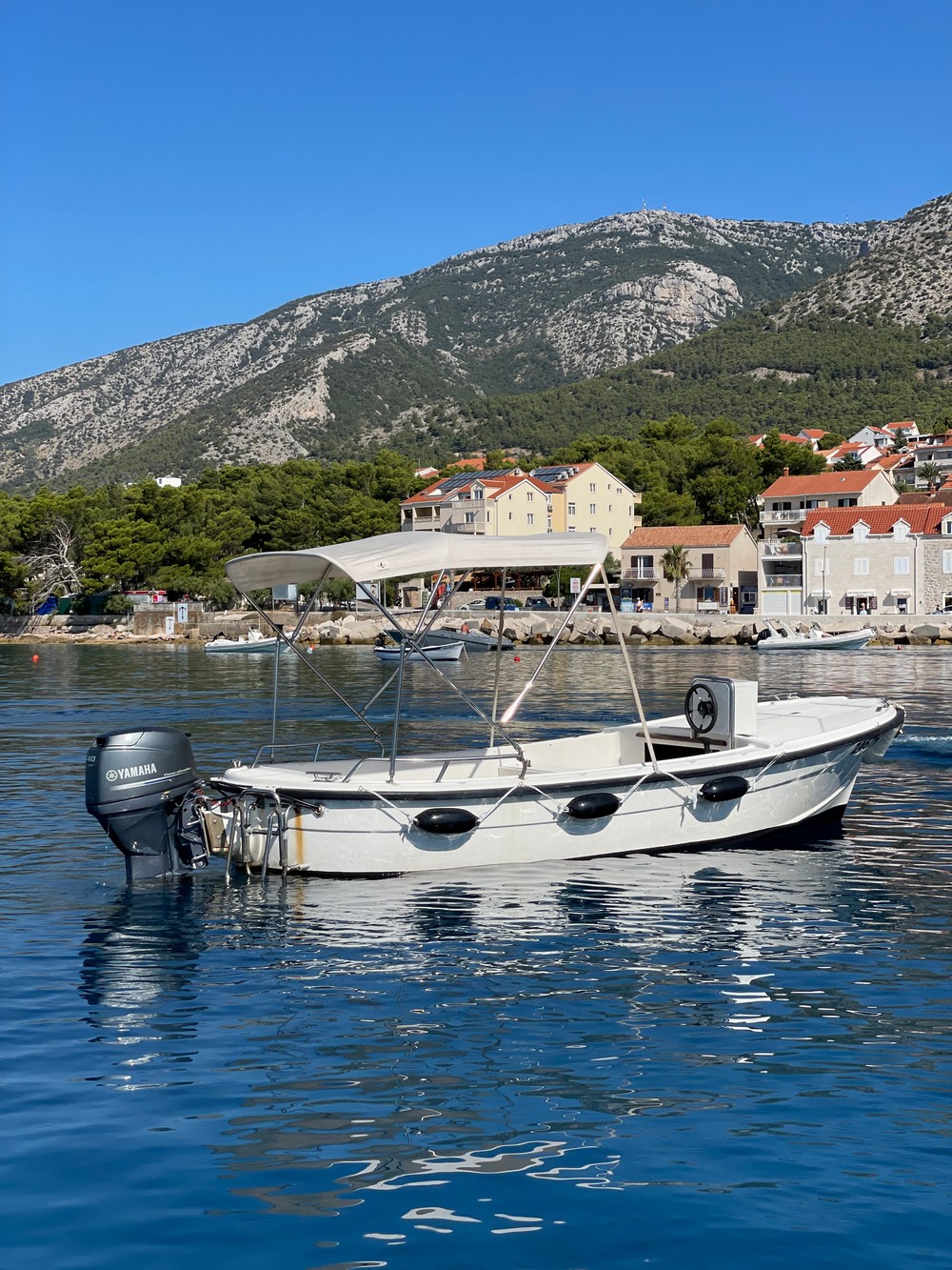 Rent small boats - Maestral
