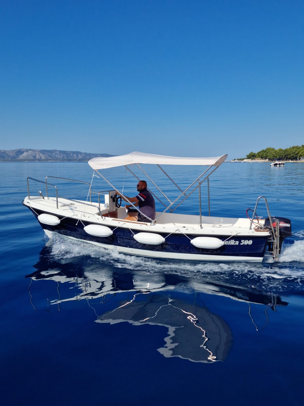 Rent small boats - Maestral